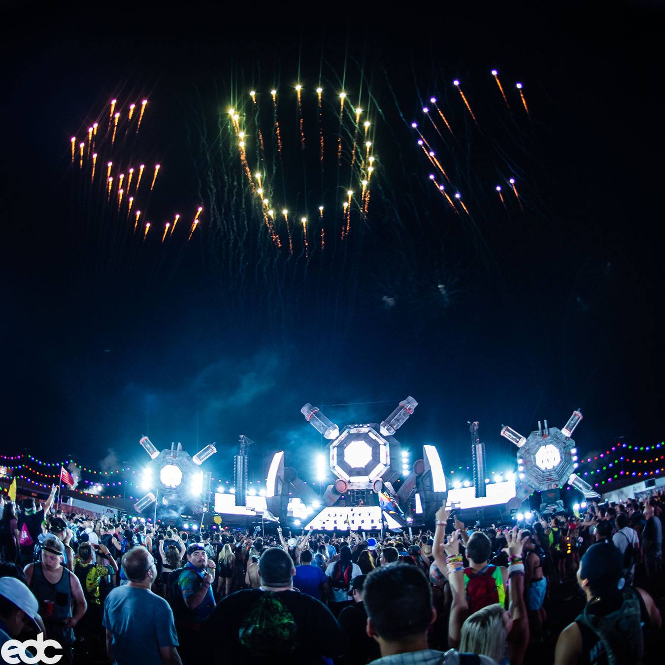 【EDC CHINA】2018年に中国でEDCが開催するかも！？ | TokyoEDM